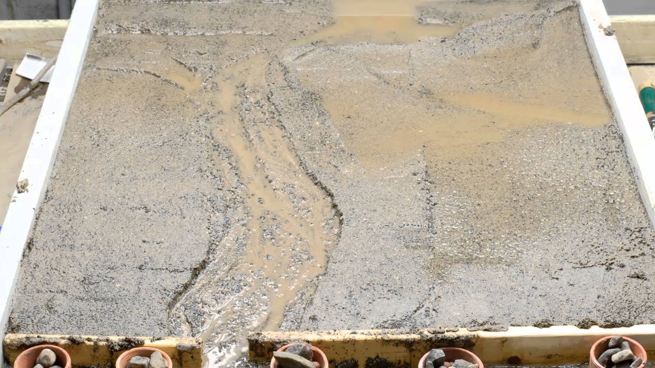 Stream Table Meander Experiment at NU - YouTube
