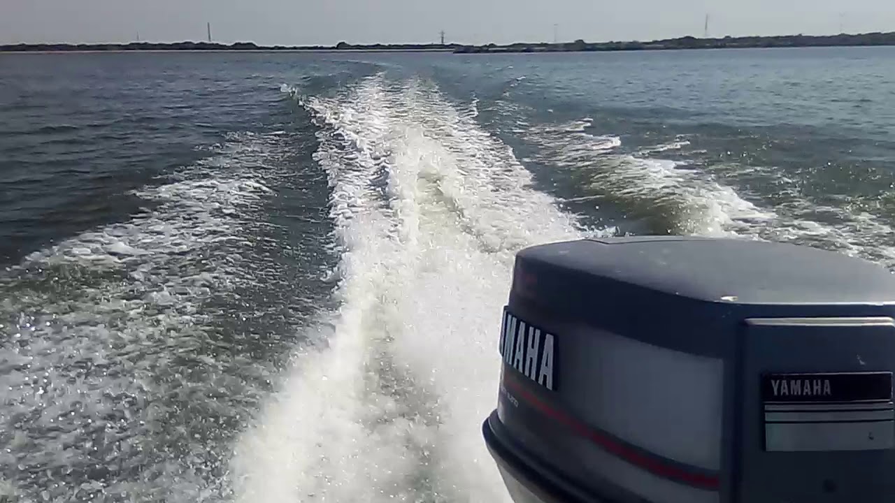 16' Kenner tunnel 115 Yamaha - YouTube