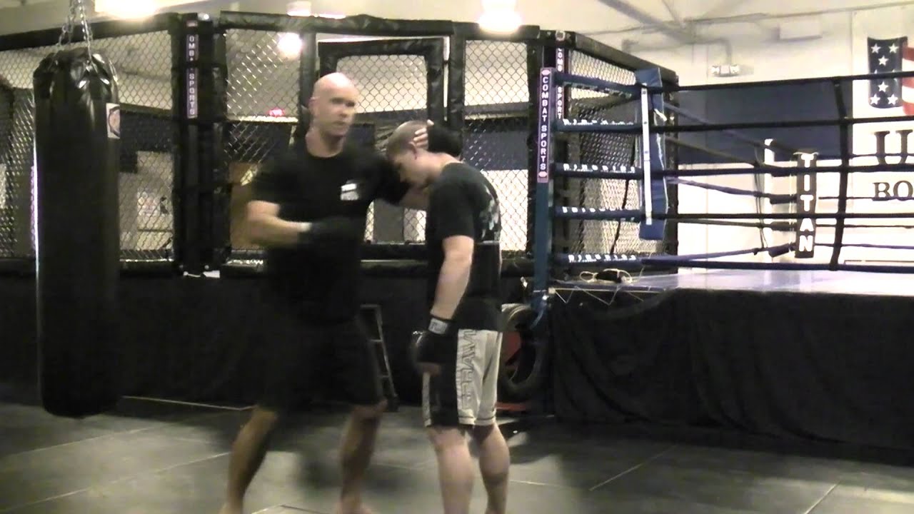 Muay Thai Clinch Striking (Plum Position) - YouTube