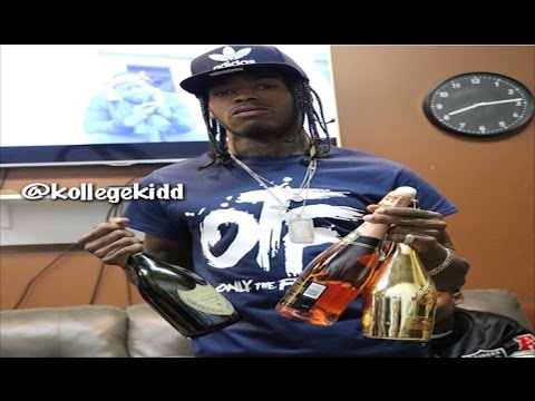 Lil Durk Signs Detroit Rapper, Snap Dogg, To OTF - YouTube
