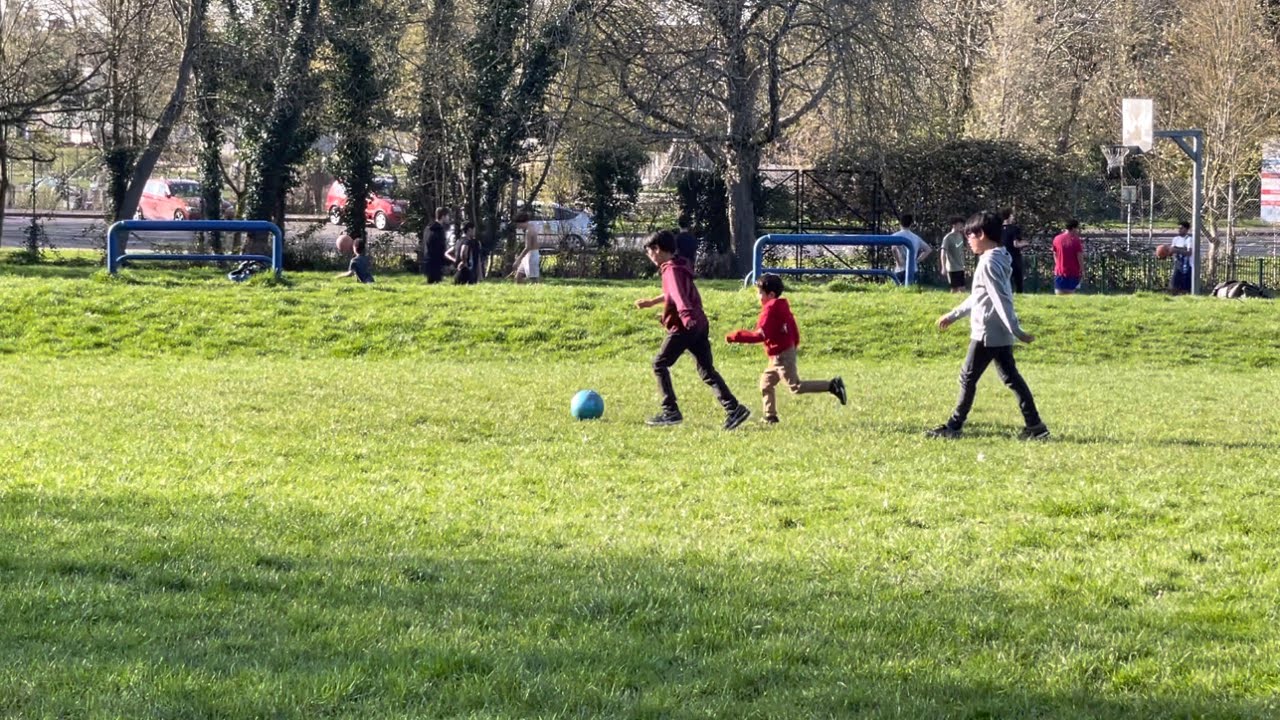 PLAYTIME! Sam VS Seth VS Zane! - YouTube