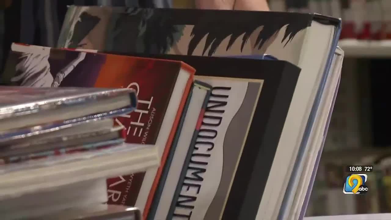 School district using AI to help determine which library books break ...