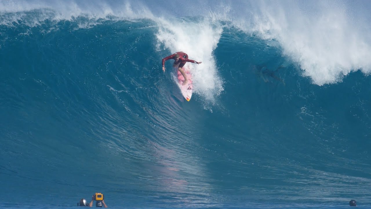 The Beauty of Hawaii's Surfing in Slow Motion with Mellow Music. # ...