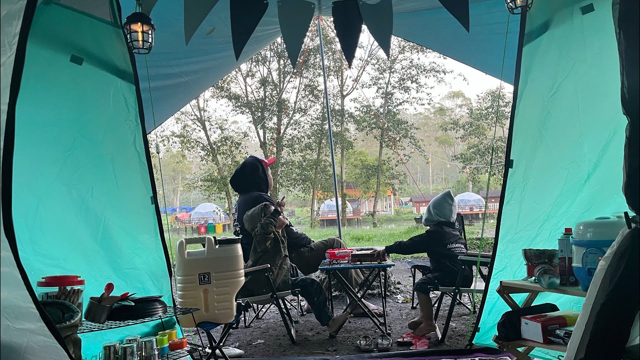 Camp ranca upas ciweday //campervan //camping // ranca upas - YouTube