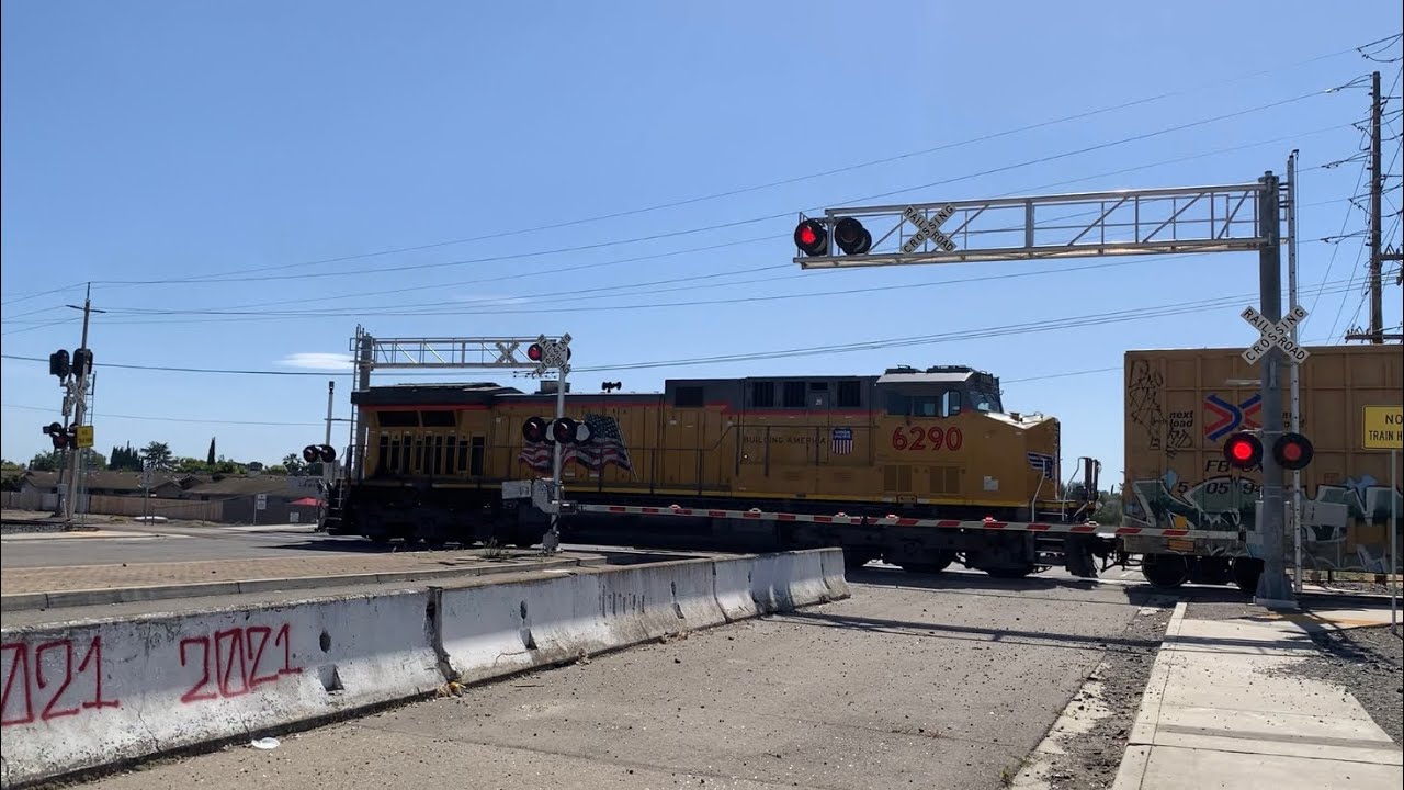UP 8459 Manifest Freight Train North - E. Morada Lane Railroad Crossing ...