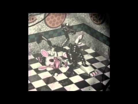 The Mangle | Five Nights at Freddy's | GB Feat. Nicole Gene - YouTube