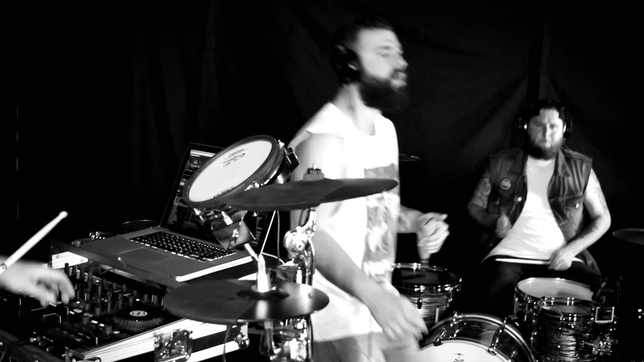 Kanye West - Black Skinhead (Cover) - YouTube