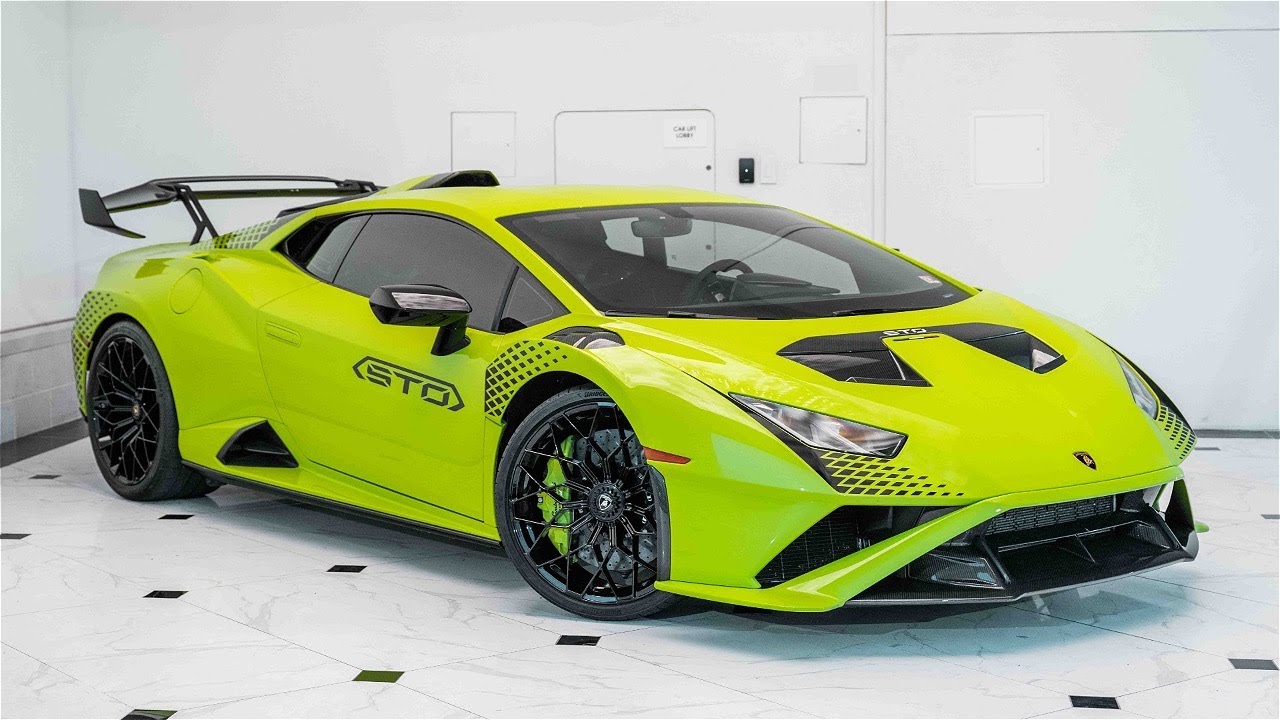 Verde Scandal on Nero Cosmus 2022 Lamborghini Huracan STO Coupe - YouTube