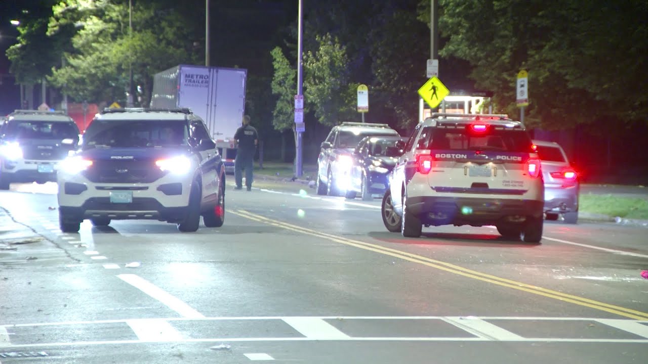 Police respond to multiple scenes in Boston - YouTube
