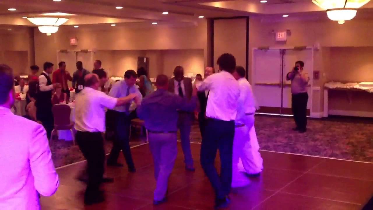 Metro DC DJs - Referees Dancing to Three Blind Mice - YouTube