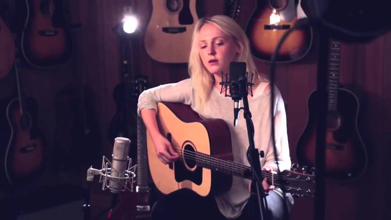 LAURA MARLING: GUILD GUITARS SESSION - YouTube