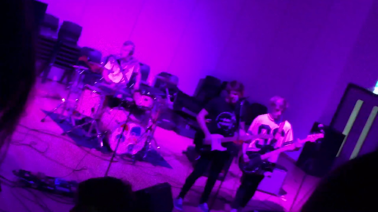 Amazing band !!! - YouTube