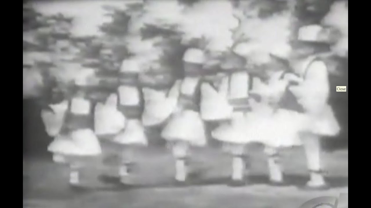 Vallja Devollice 1973 Femijet Vranisht - YouTube