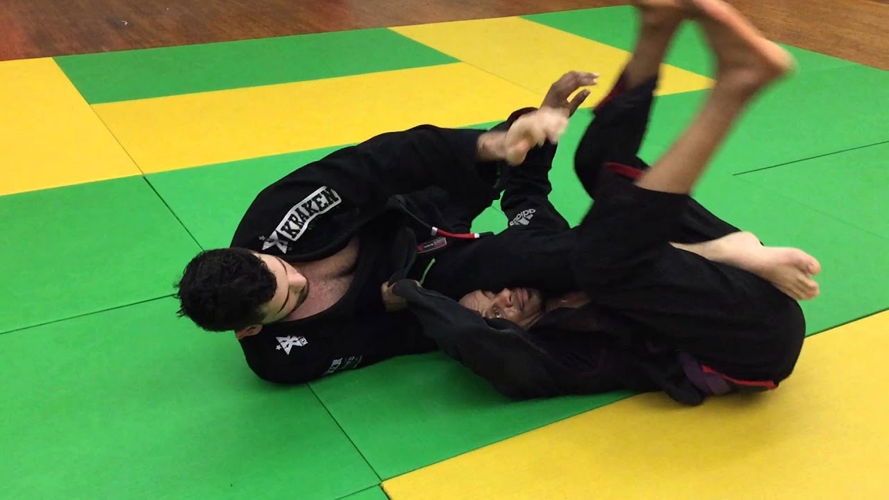 Défense de Berimbolo par Julien Da Silva - YouTube