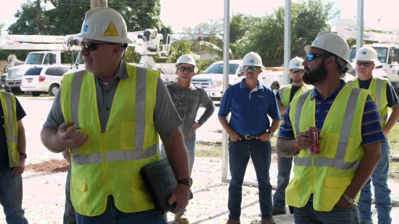 Power Secure Pole Top Rescue Training - YouTube