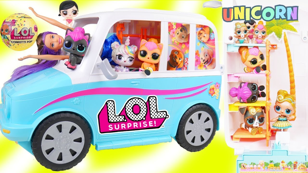 Custom LOL Surprise Dolls Play at Barbie Puppy Mobile - YouTube
