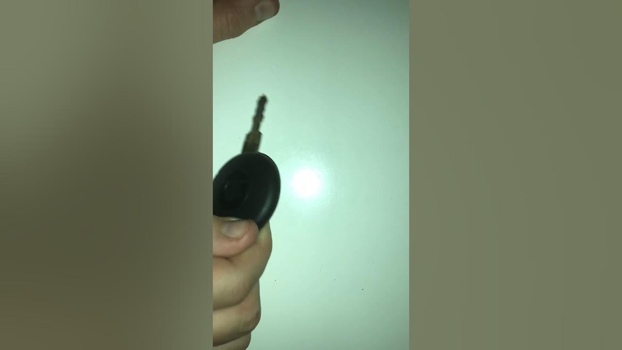 Smart Car Key Battery Change YouTube smart-car-key-battery-change-youtube