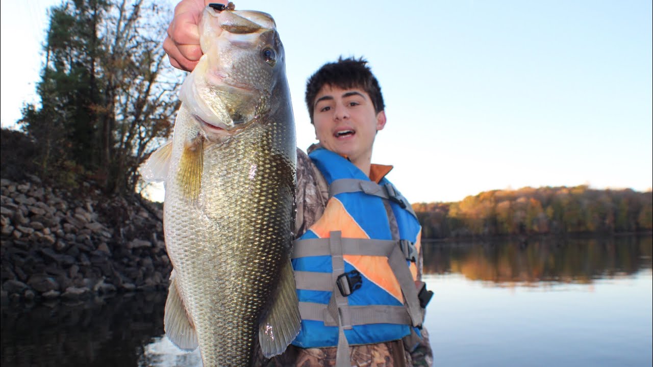 Fishing Heavy Pressured Lakes - YouTube