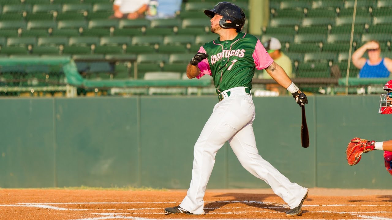 Cincinnati Reds SS Blake Trahan hitting for the Daytona Tortugas - YouTube