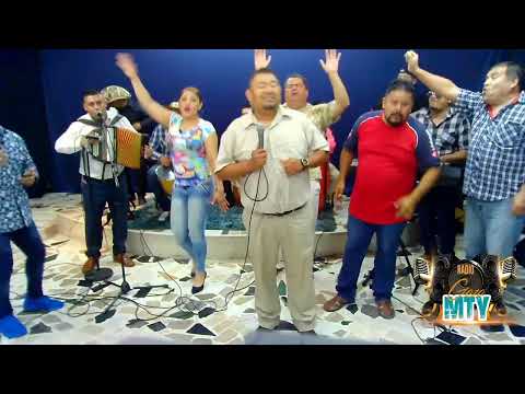 La Crema Y Nata Live