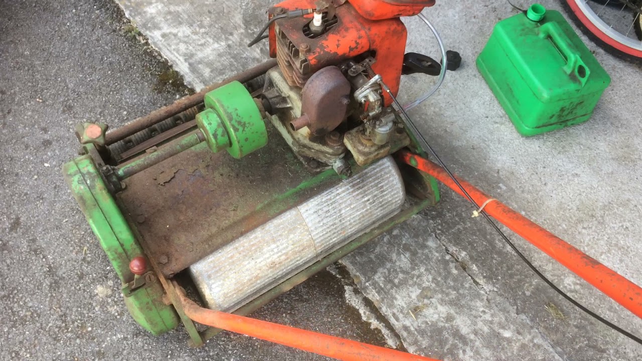 Suffolk Punch. 17" Suffolk Super Punch Vintage petrol lawnmower - YouTube