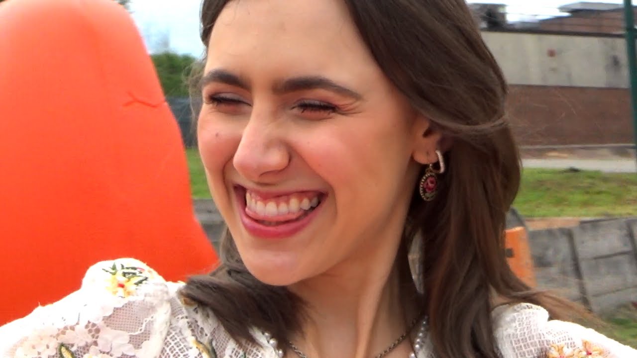 Rachel Croom – Ease Into Yesterday (Official Video) - YouTube