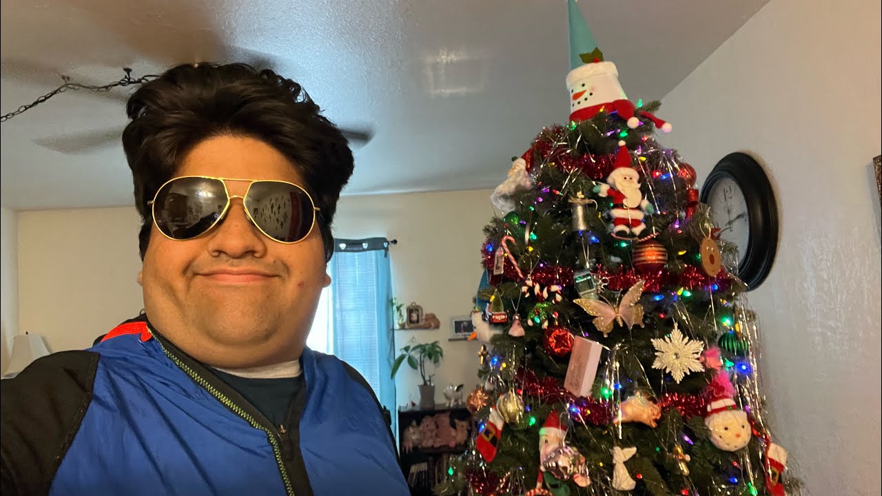 Aaron’s World - Christmas Day - YouTube