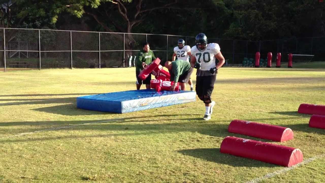 UH fumble recovery drill 1 - YouTube