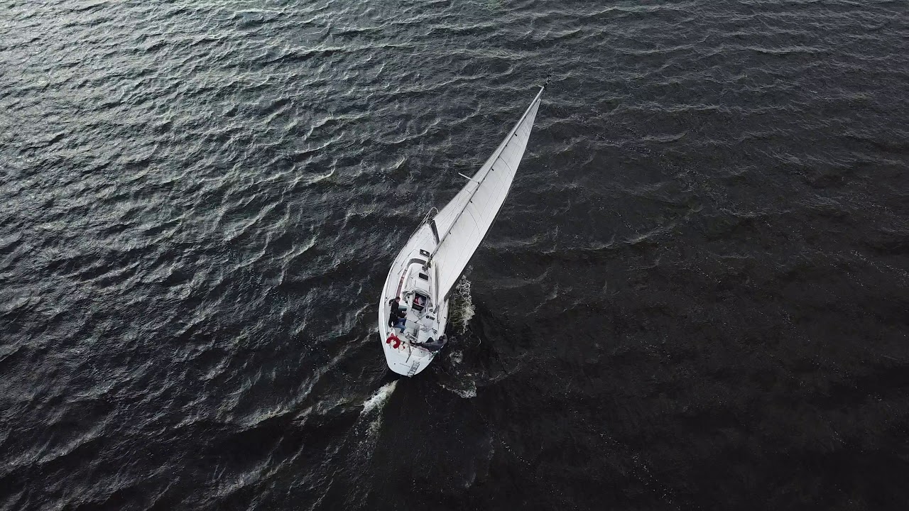 Wednesday evening, same lake... Different boats - YouTube