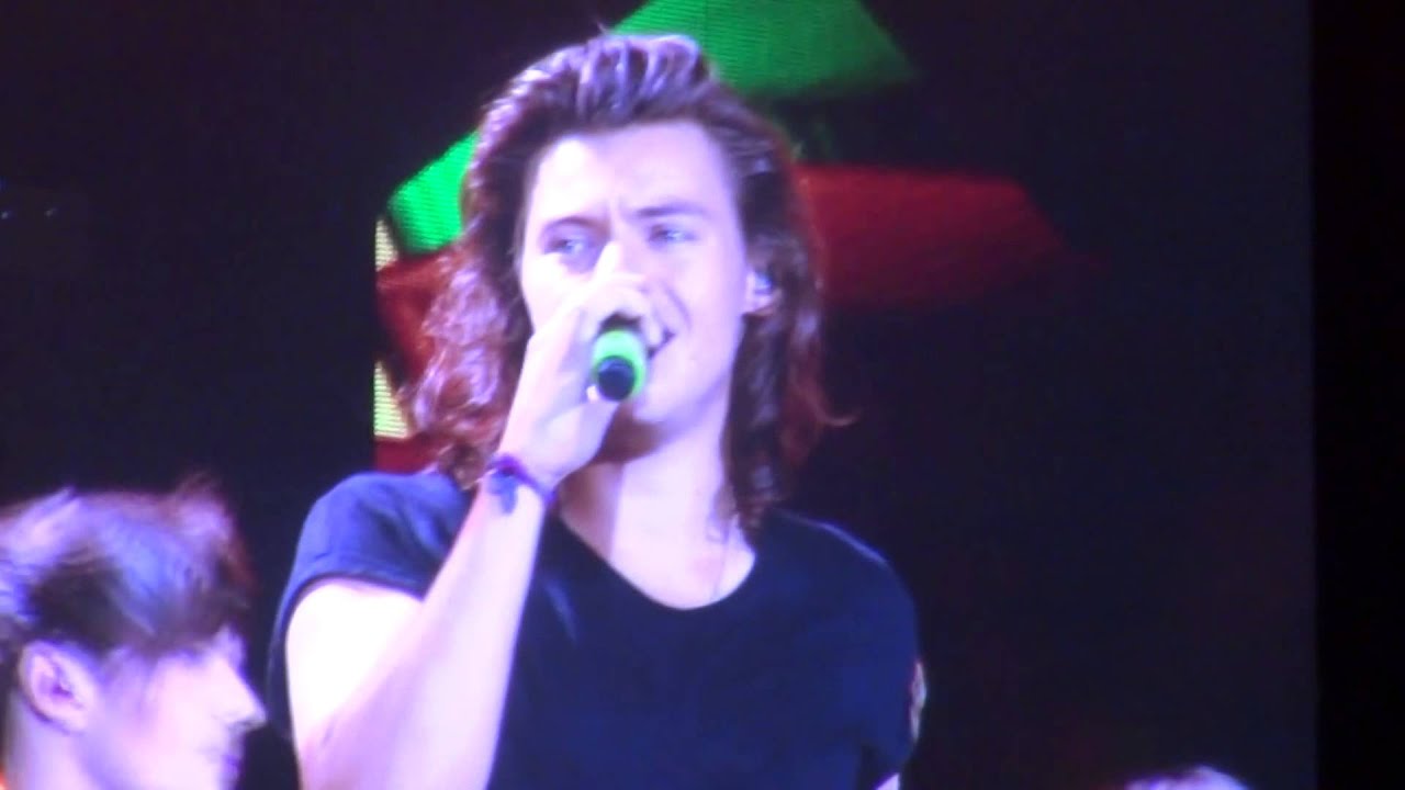 Harry's WMYB Solo - One Direction OTRA MetLife NJ - YouTube