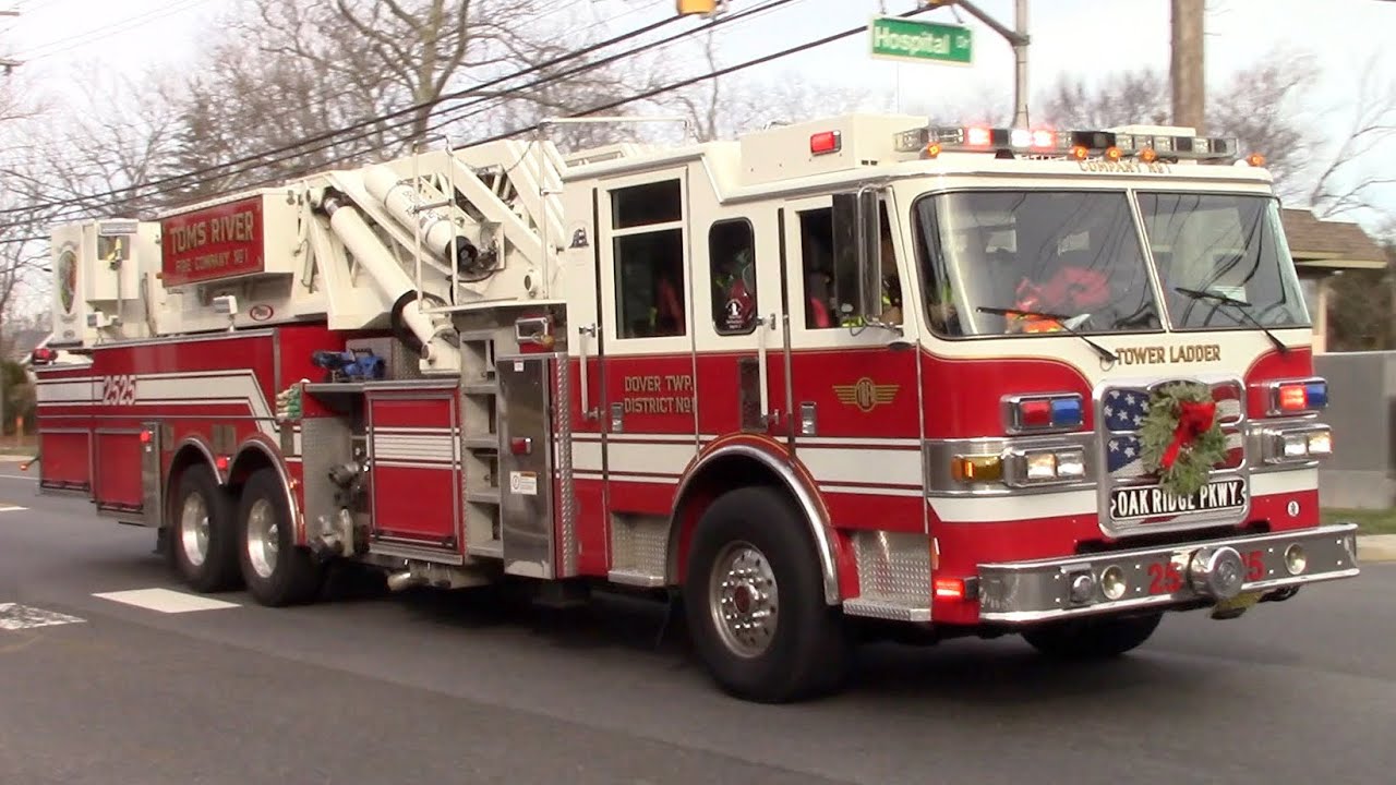 Toms River Fire Department Tower Ladder 2525 Responding 12-22-23 - YouTube