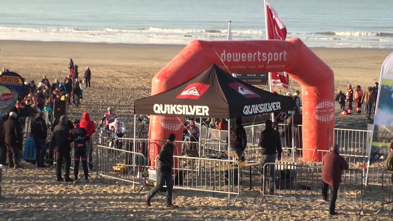 Twins Classic 8 Dec 2012 Bredene - YouTube
