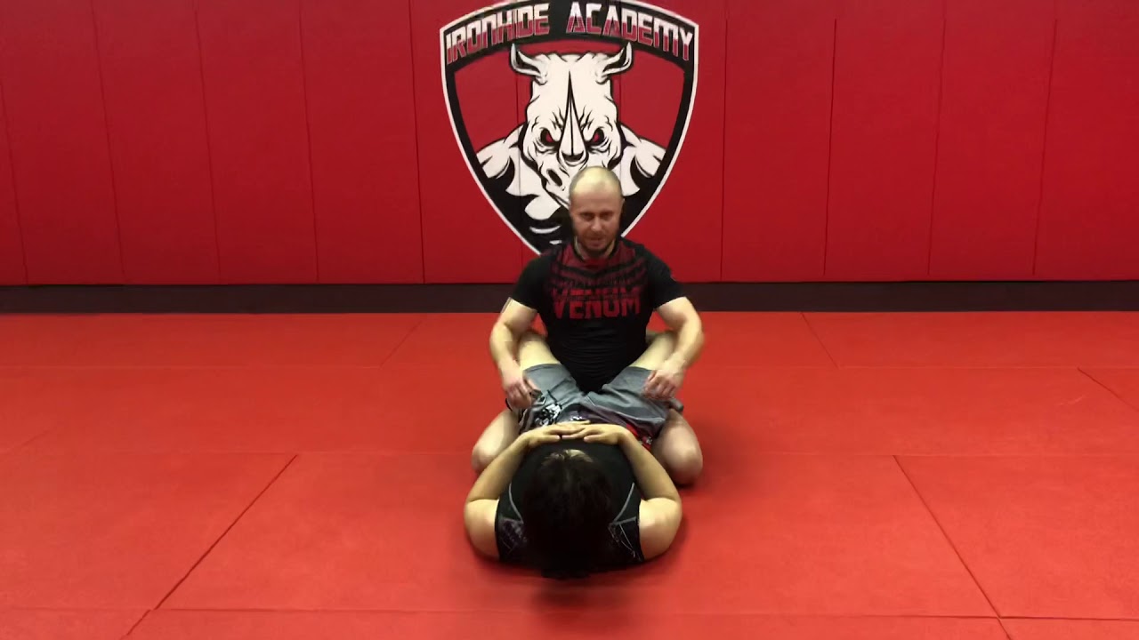 No Gi: Three best ways to open / pass closed guard - YouTube