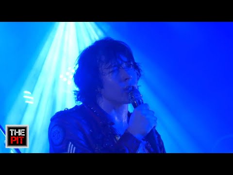 Barns Courtney - Champion LIVE [4K] {Brighton Concorde 2019}