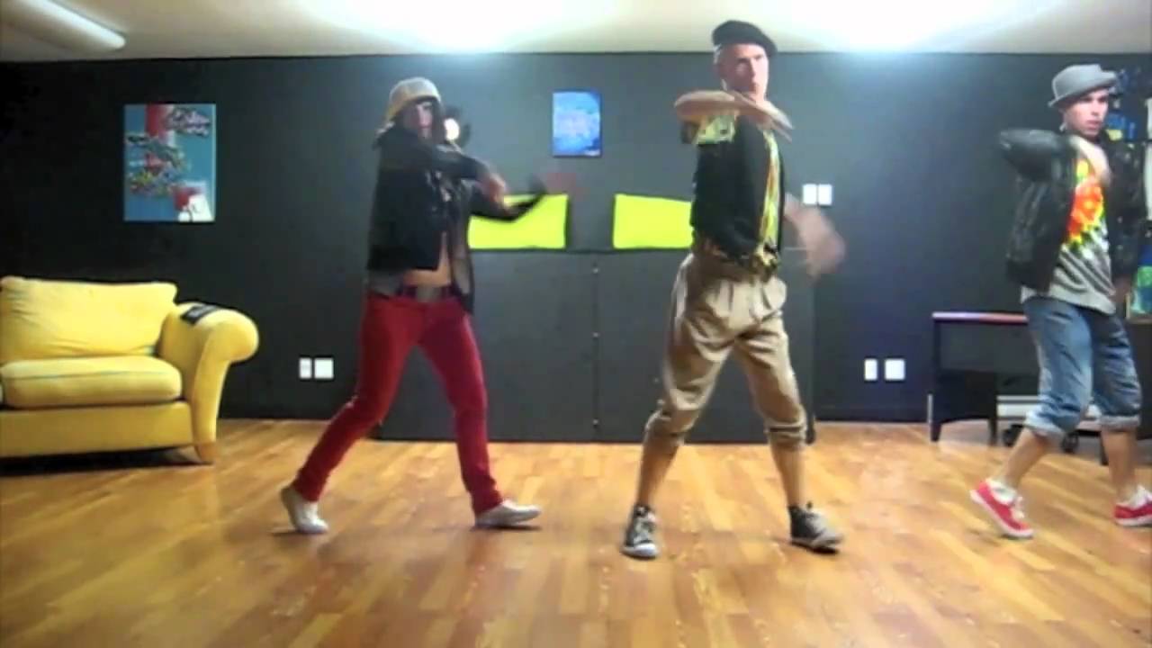 Rihanna - "Rude Boy" Dance - YouTube
