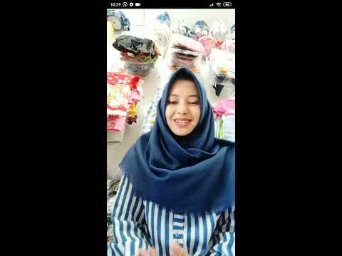 Jilbab Biru Sungguh Menawan