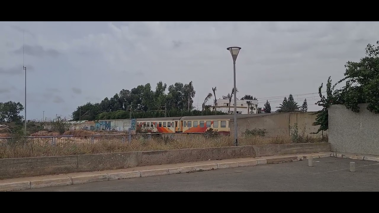 ONCF E-1400 en vitesse croisé avec ZM (1080p 30 FPS) - YouTube