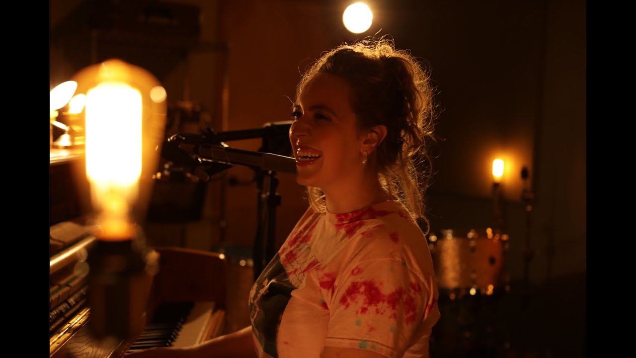 Lanessa Long - Subtext (Live at The Rye Room) - YouTube