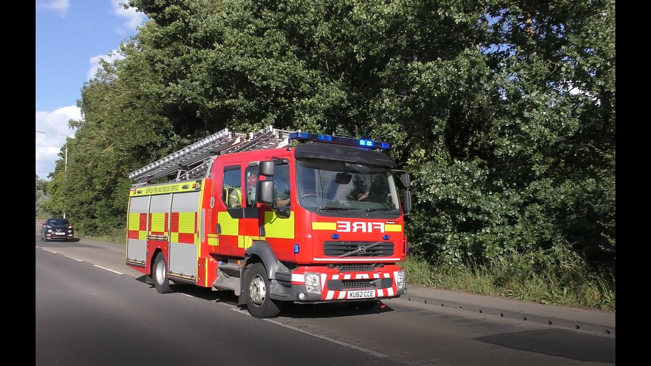 Suffolk Fire & Rescue Service- Wickhambrook WrL(62reg Volvo) Responding ...