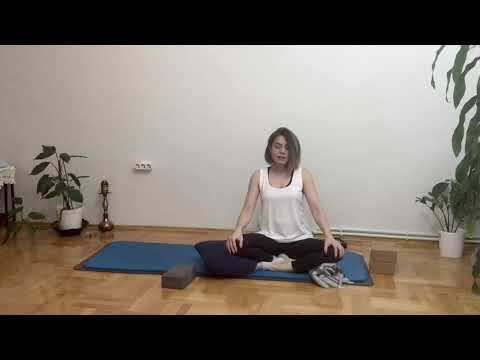 Yoga Pratiğinde Oturuş Pozları ( kısa anlatım)