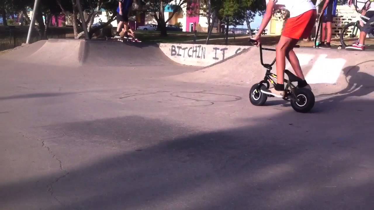 3 Rocker BMX tricks - YouTube