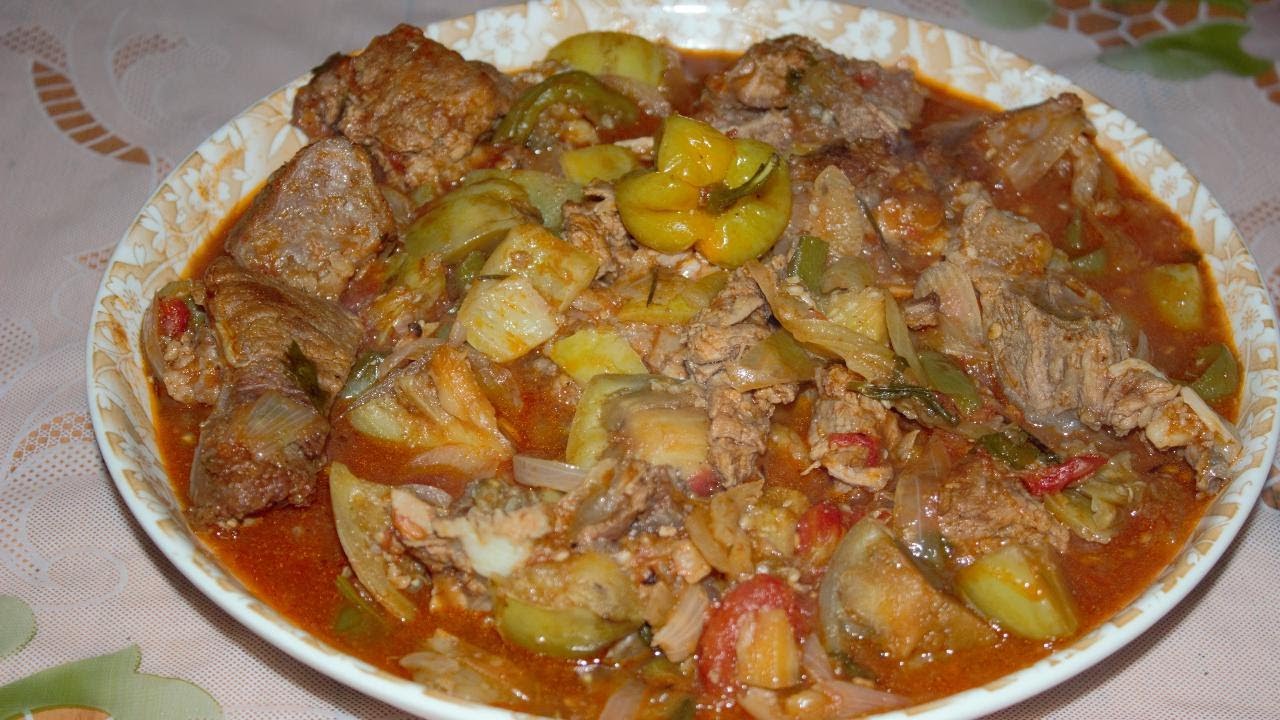 Guteka/Gutegura isosi y'inyama iryoshe cane. - YouTube