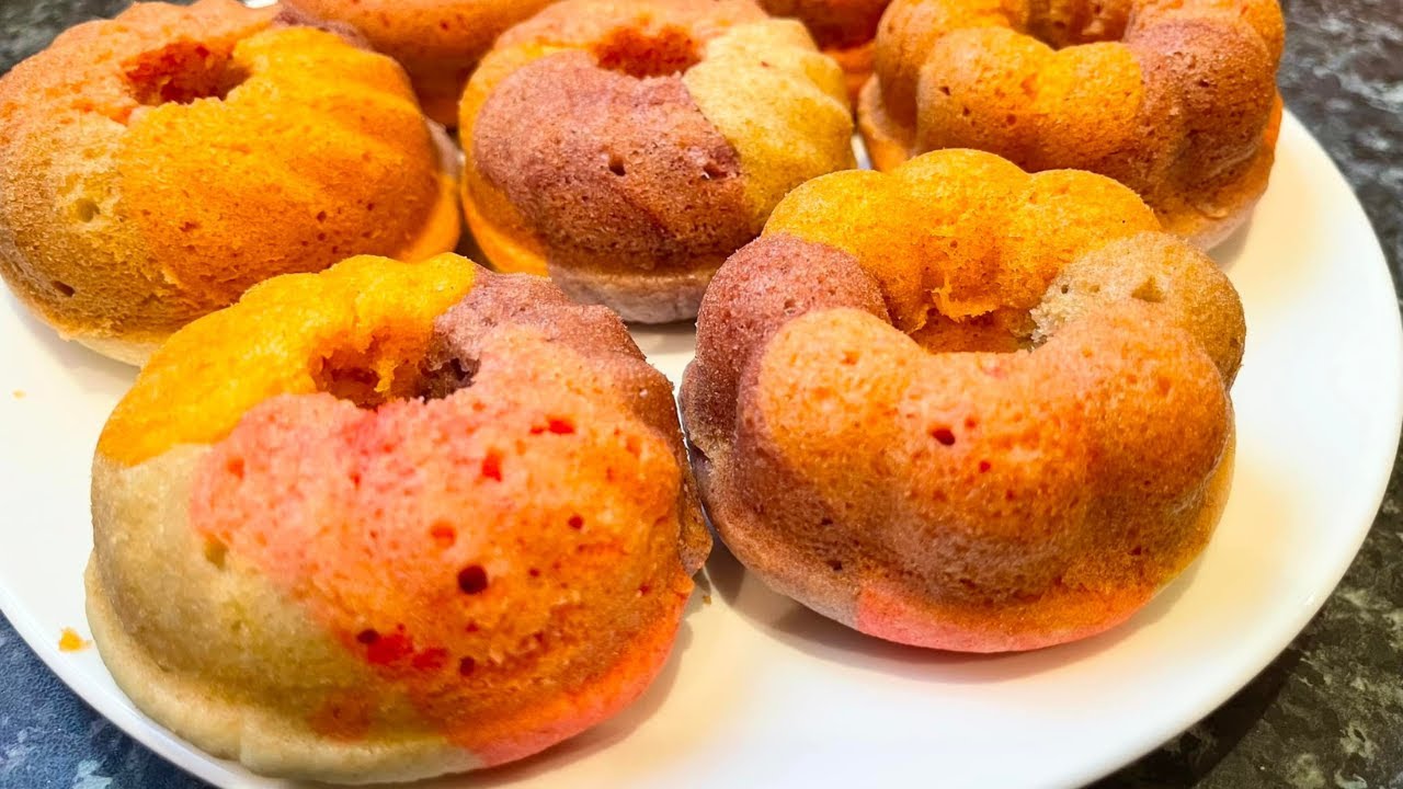 Rainbow Donuts | Baked Mini Rainbow Donuts | Mini Rainbow Doughnuts ...