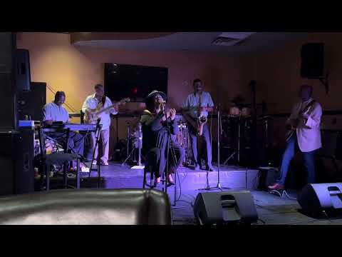 Vivian Taylor performing Maysa’s “Deep Waters”🎤