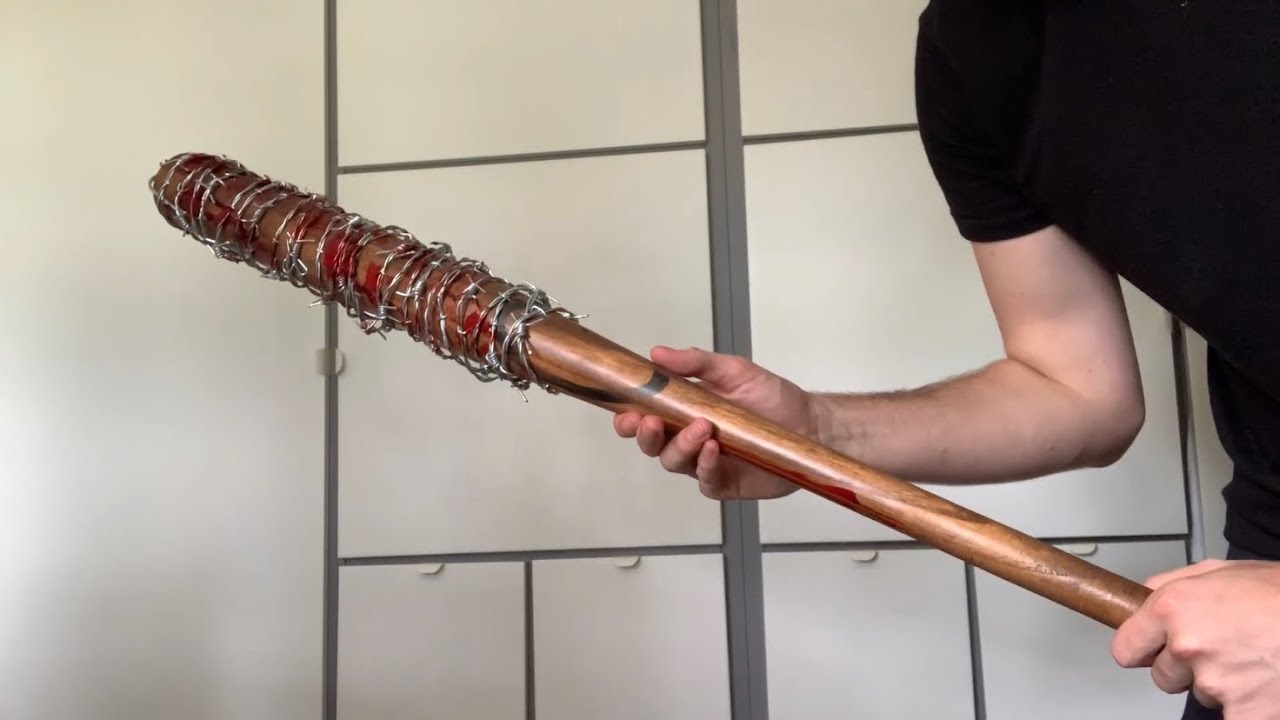 The Most Realistic Lucille Replica Baseball Bat! (the walking dead ...