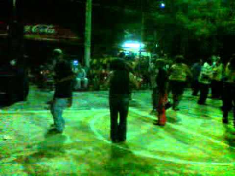 Borrachos bailando en fiesta de Alcoholicos Anonimos - YouTube