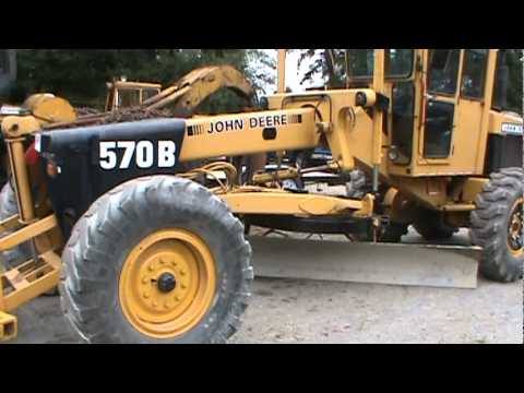 John Deere 570 Grader - YouTube