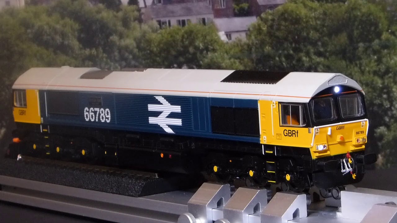 Hornby Class 66 Co-Co BR 1948-1997 No.66789 - YouTube