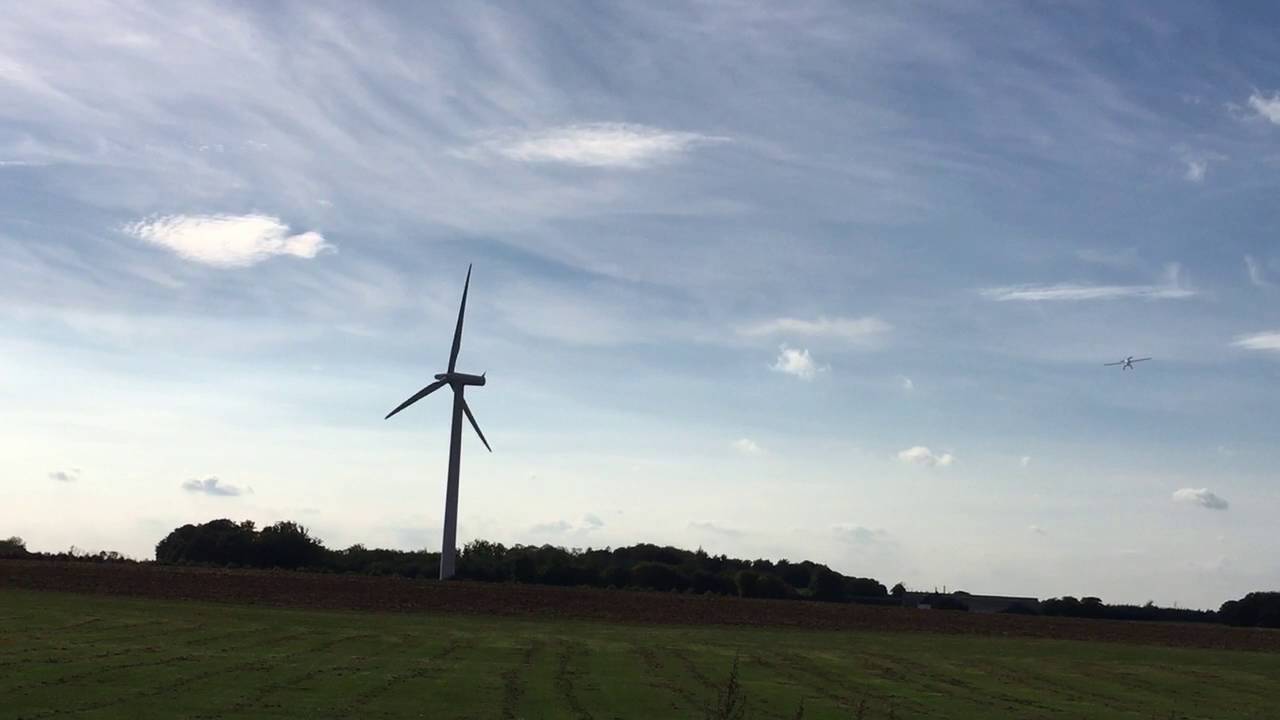 chester goon Flight 2 by Helge Gellert - YouTube