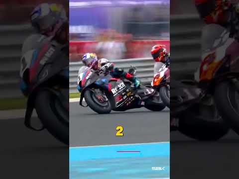 Toprak Razgatlıoğlu’nun Superbike’ın 1000. yarışında yaptığı geçişler🐐 #redbull #kanatlandırııır